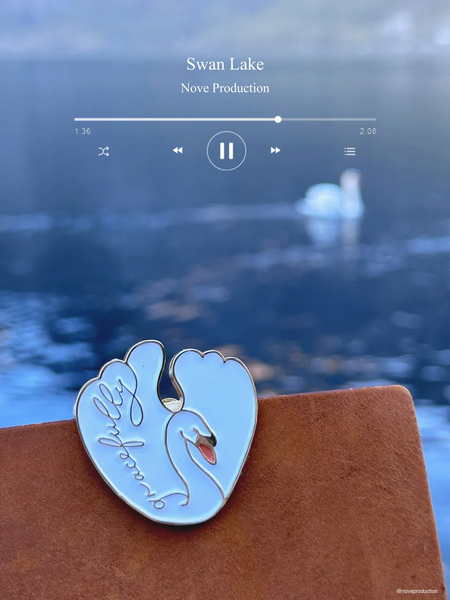 NOVE Swan Journal Clip – WRITER Stationery Store